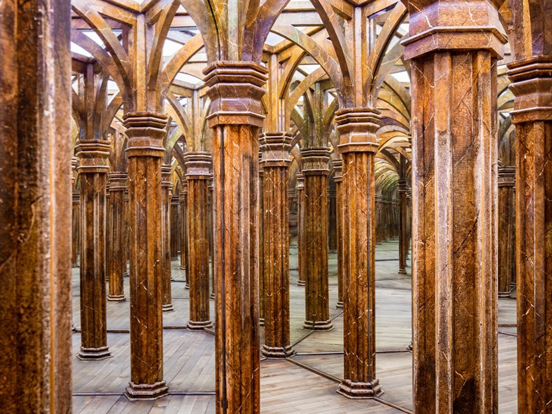 Hall Of Mirrors Maze